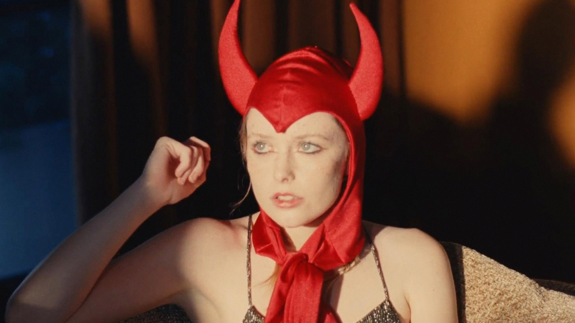 Is The Idol's Suzanna Son a Real Singer?