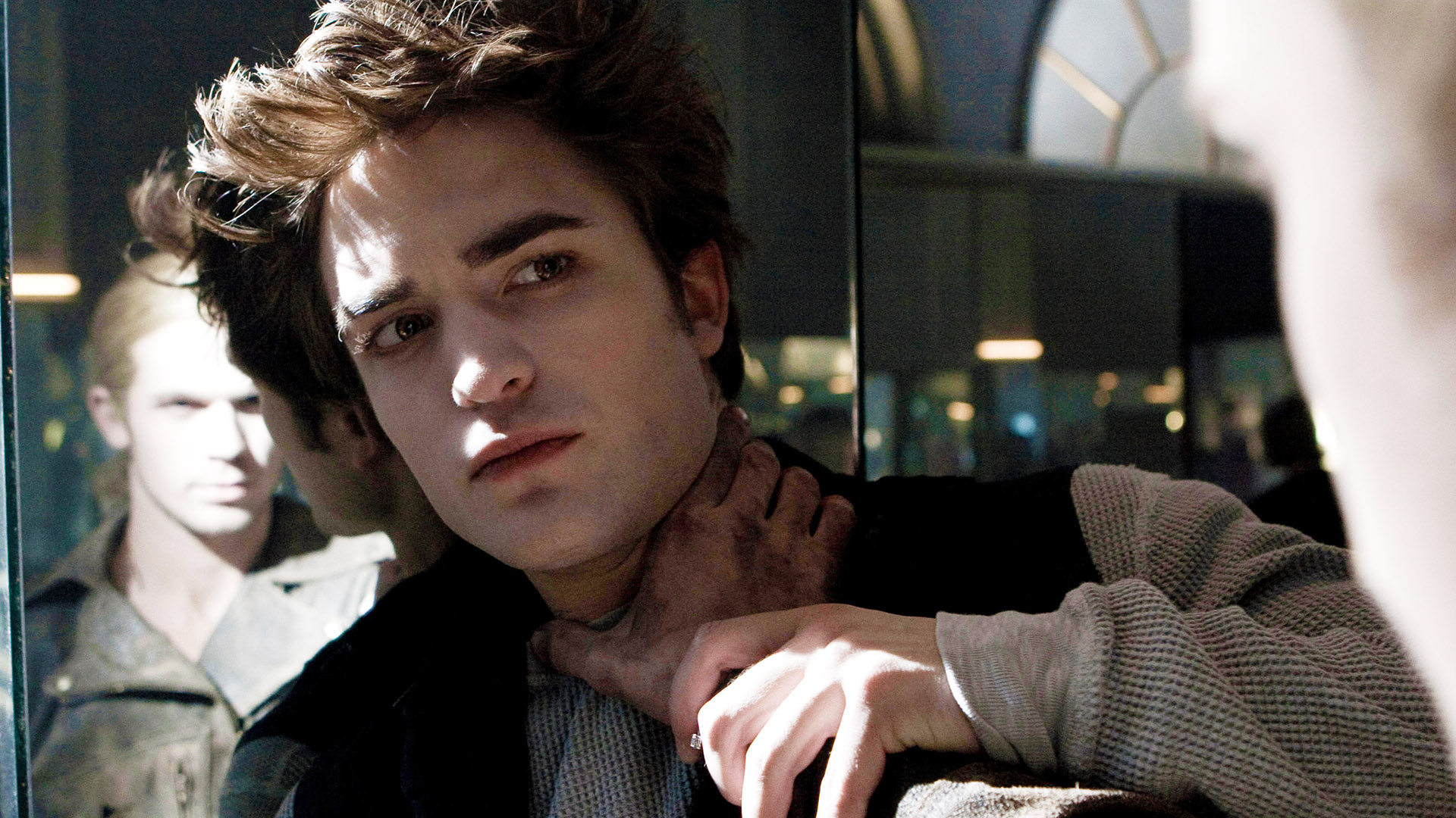 If YOU & Dahmer Can Do It, So Can Twilight TV Reboot: Embracing Edward ...