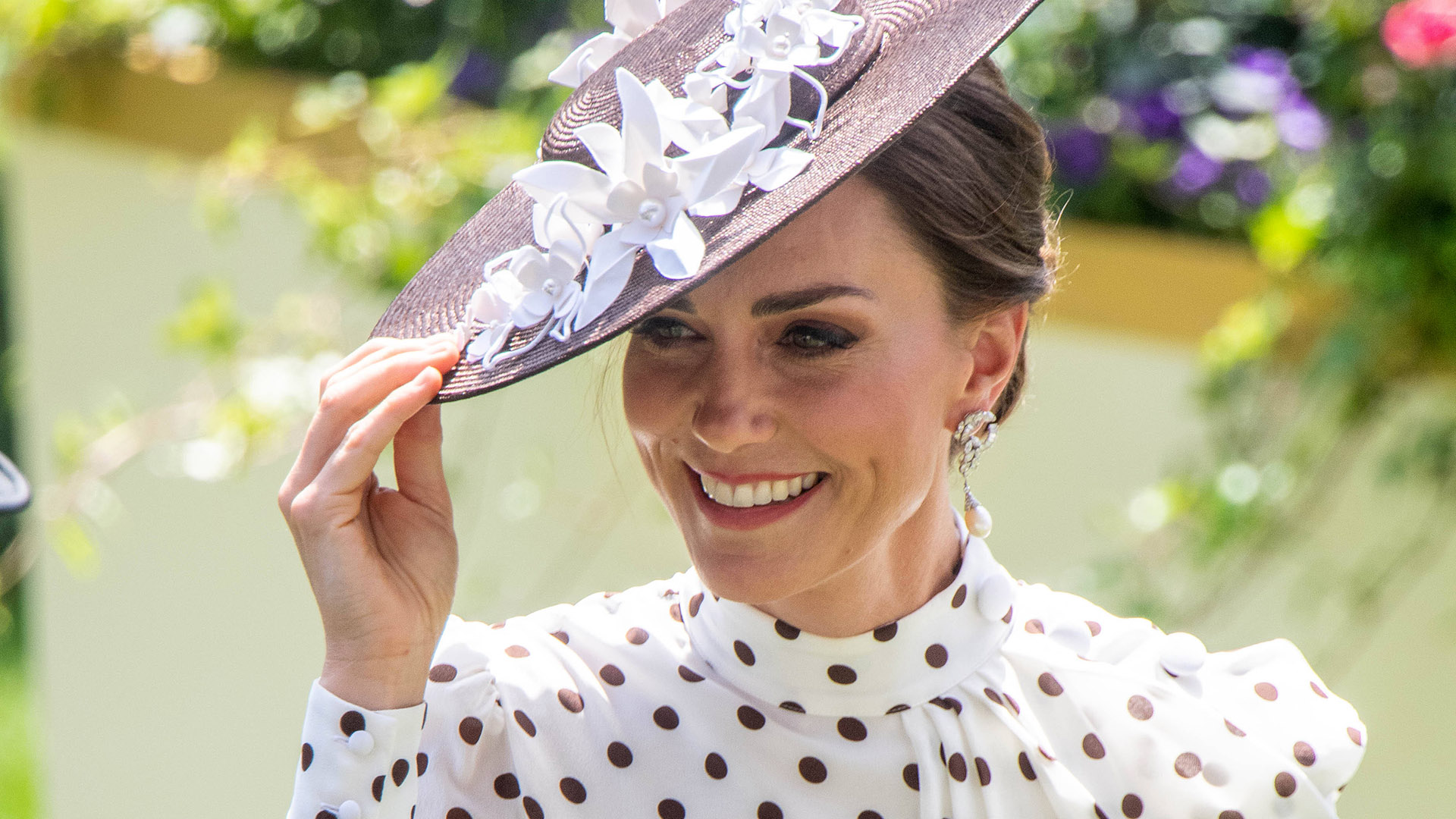5 Most Expensive Pieces From Kate Middleton's $100 Million Jewelry ...