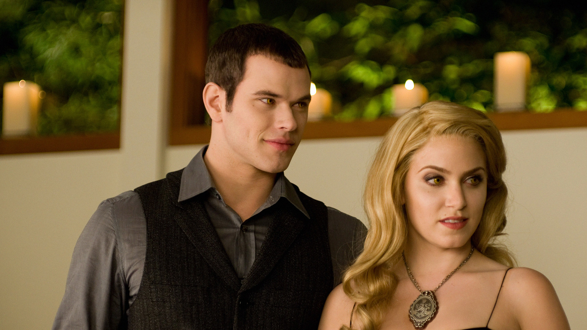 15 Years Later: Incredible Makeover of Twilight's Emmett Cullen Leaves ...