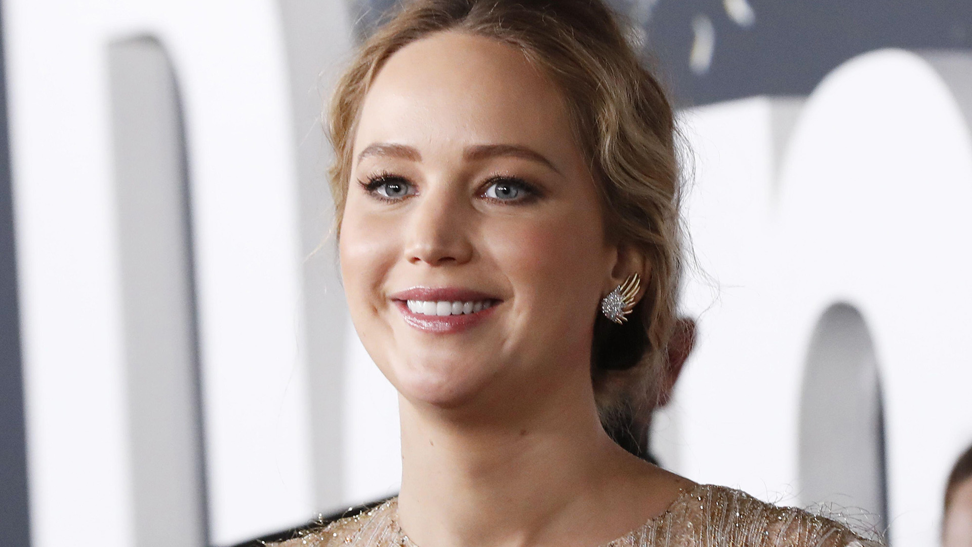 Jennifer Lawrence Sounds Like Will Ferrell Jennifer